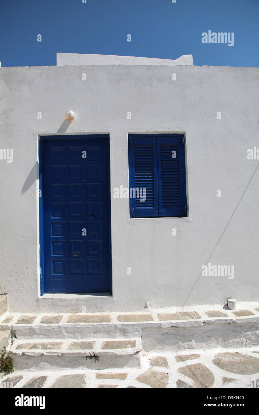 Blue and white frontage hi-res stock photography and images - Alamy