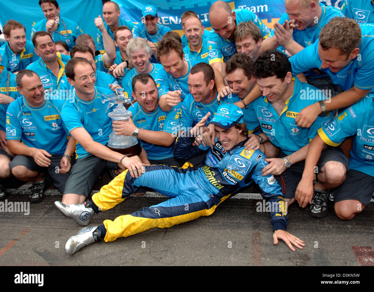 Fernando alonso celebrating hi-res stock photography and images - Alamy