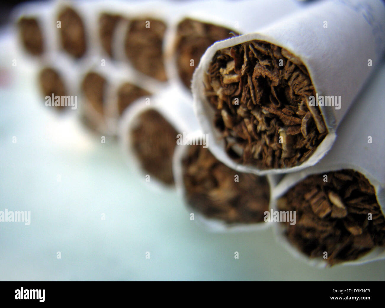 (dpa) - The picture shows cigarettes in Frankfurt Main, Germany, 9 July ...