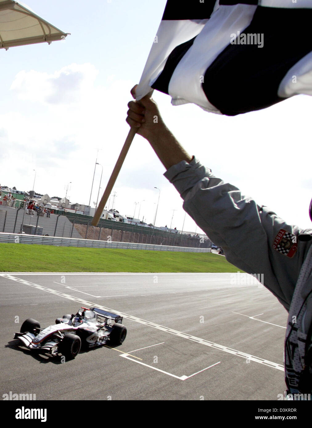 (dpa) - Finnish Formula One driver Kimi Raikkonen of McLaren Mercedes ...