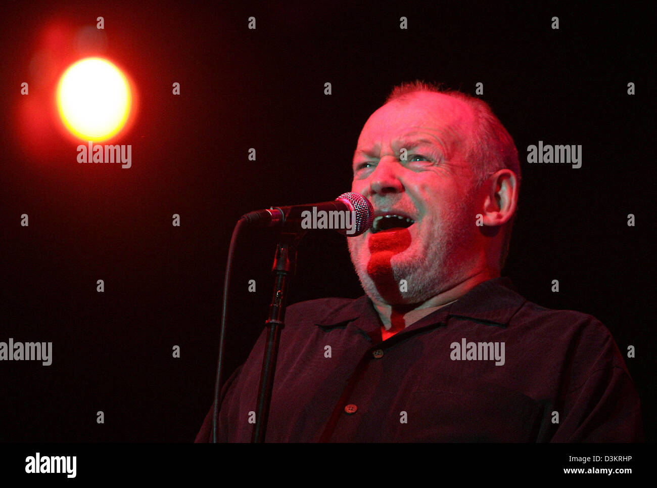 Arts culture entertainment ace music concert microphone singing facial ...