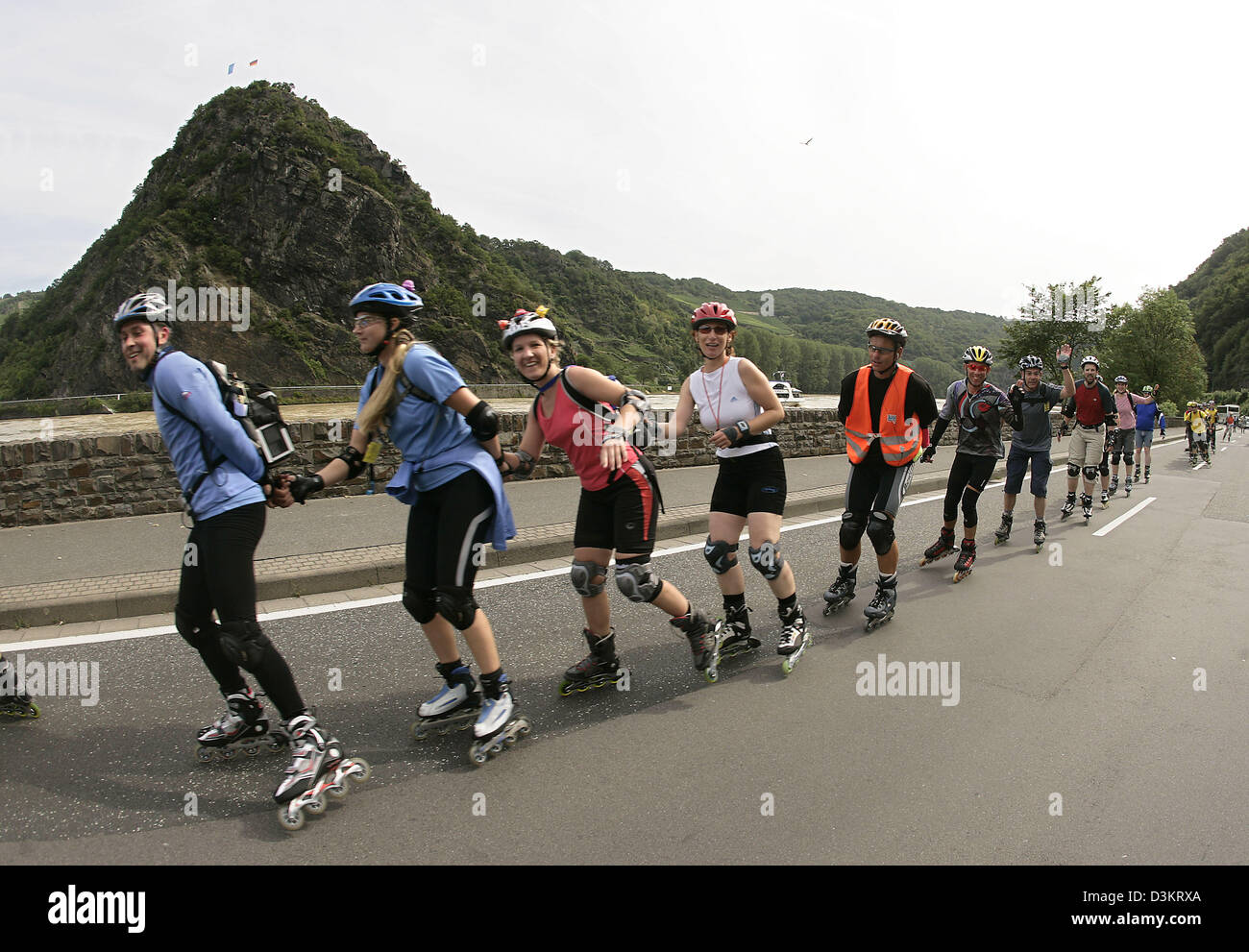 (dpa) - The picture shows German inline skaters during the inline ...