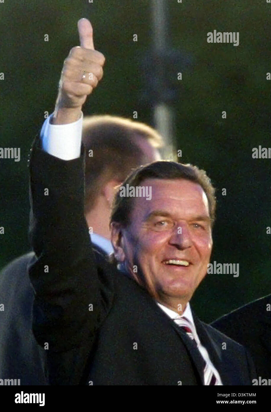German chancellor gerhard schroeder smiling hi-res stock photography ...