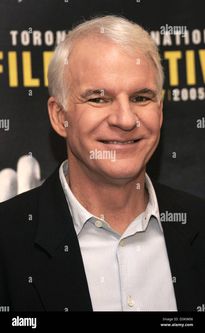(dpa) - US actor Steve Martin arrives for the premiere of his new film ...