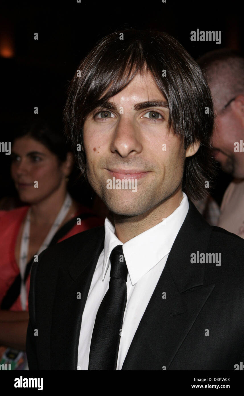 (dpa) - US actor Jason Schwartzman arrives for the premiere of his new ...