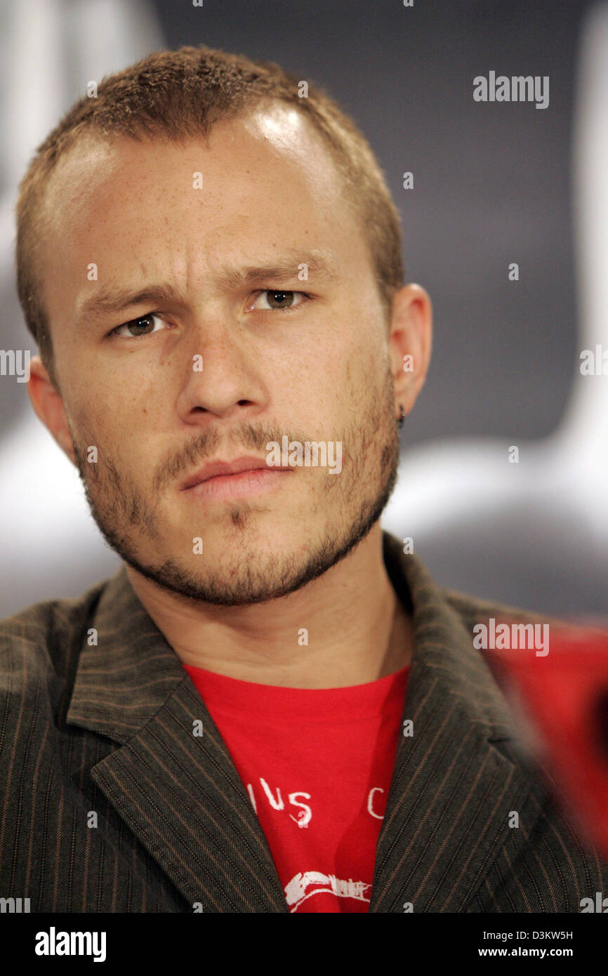 (dpa) - US actor Heath Ledger pictured during the premiere of his new ...