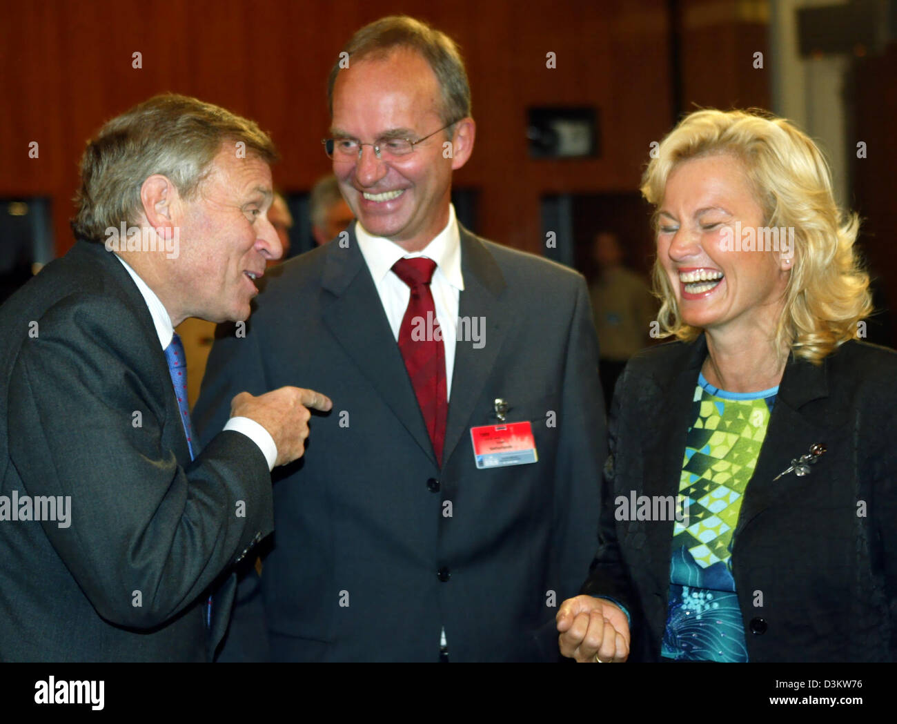 Politics pol defence politician talking smiling nato conference germany ...