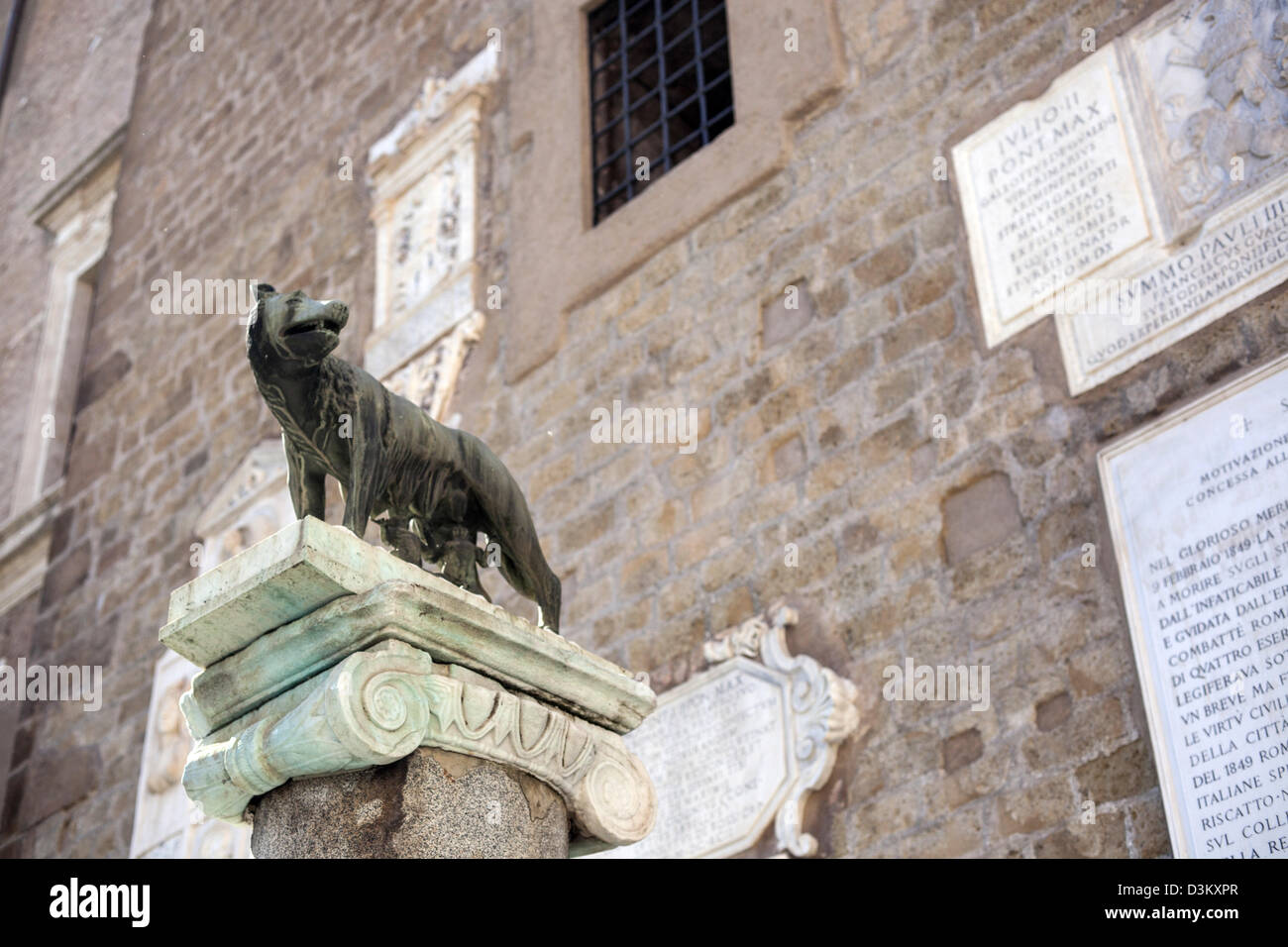 Rome statue romulus remus hi-res stock photography and images - Alamy