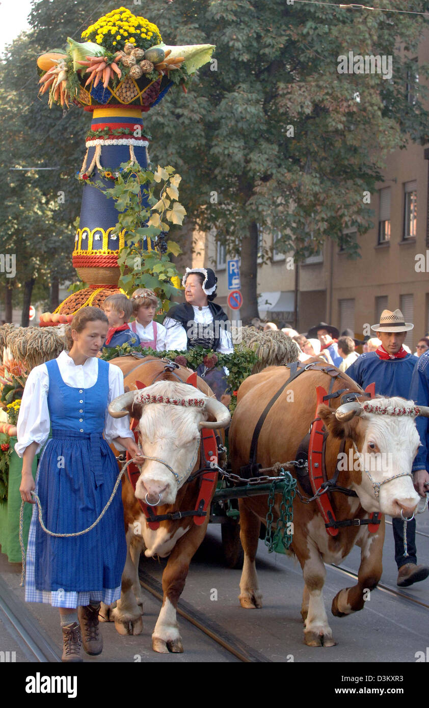 (dpa) - The picture shows the symbol of the Cannstatter Wasen folk ...