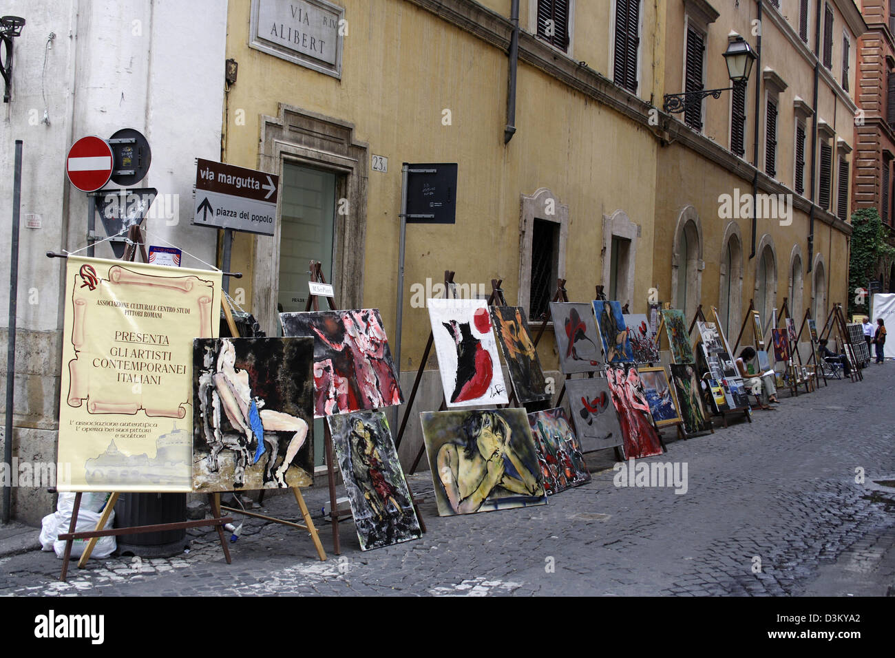 (dpa) - Painters offer their art work in the Via Margutta in Rome ...