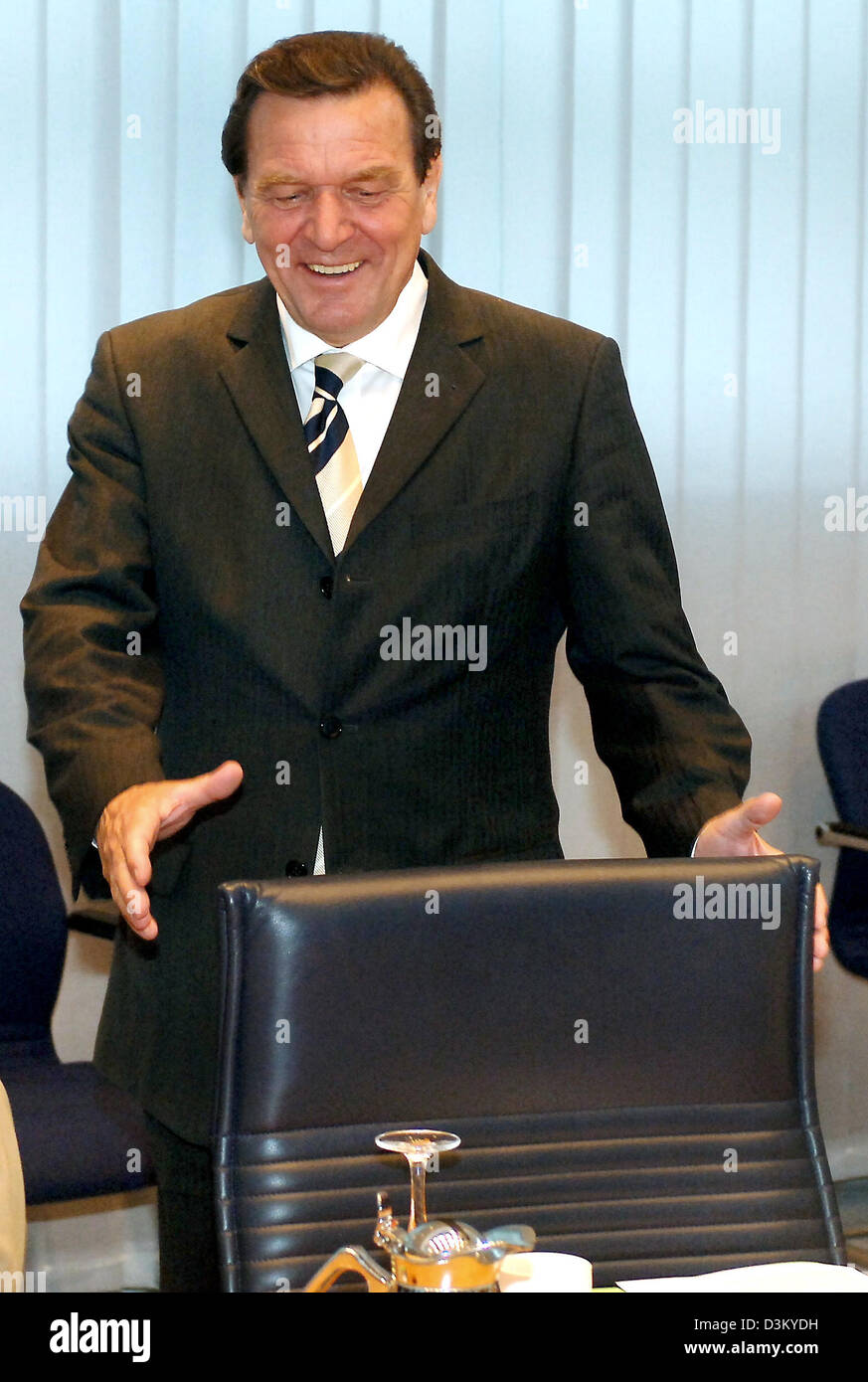 Politics pol parties male facial expression smiling germany hi-res ...