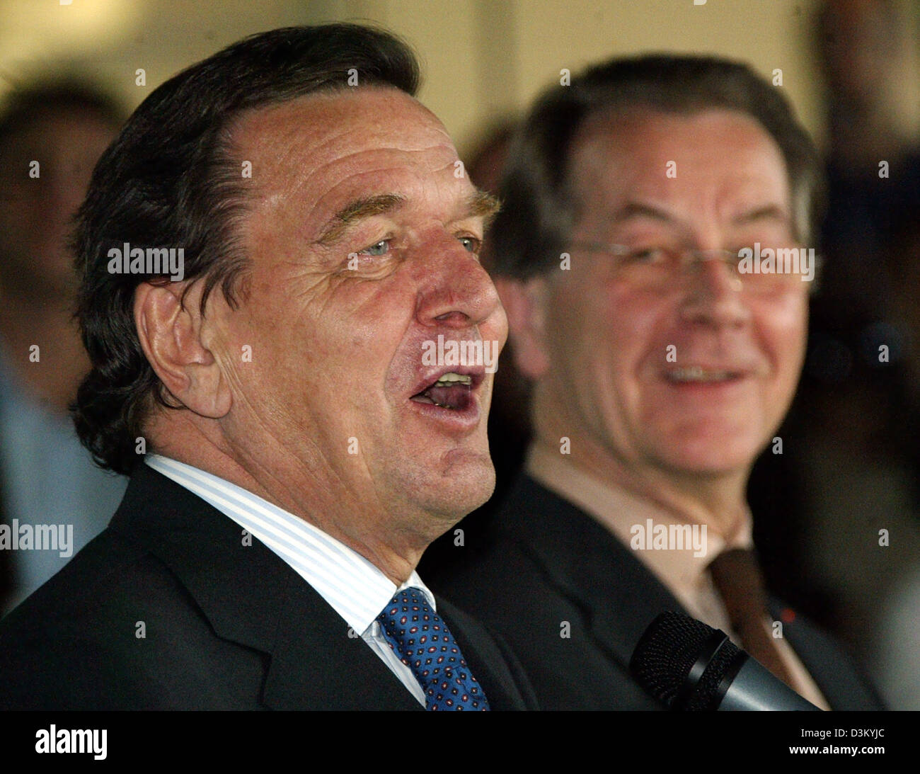 Politics pol elections parties male facial expression smiling germany ...