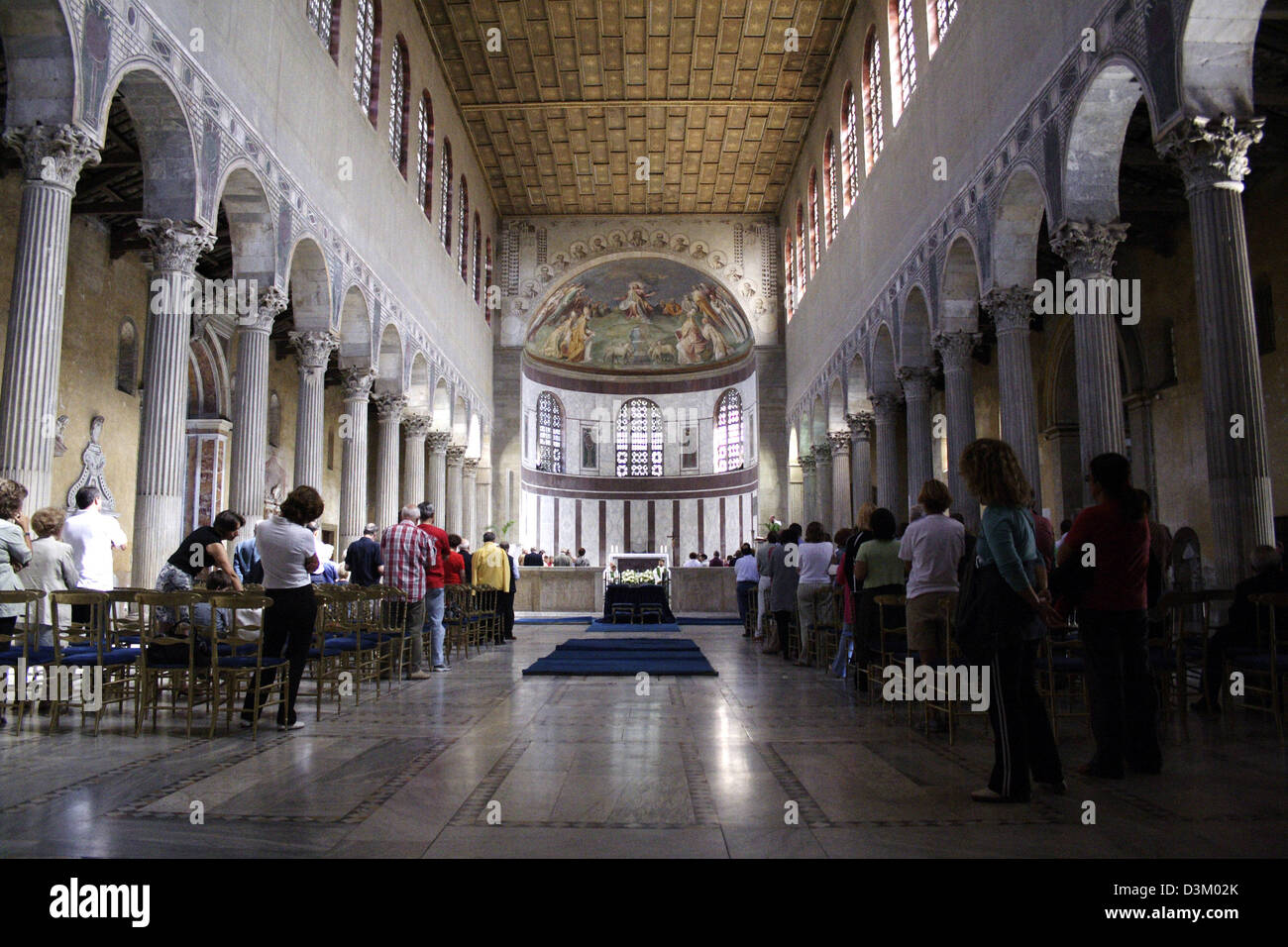 Santa sabina rome interior hi-res stock photography and images - Alamy