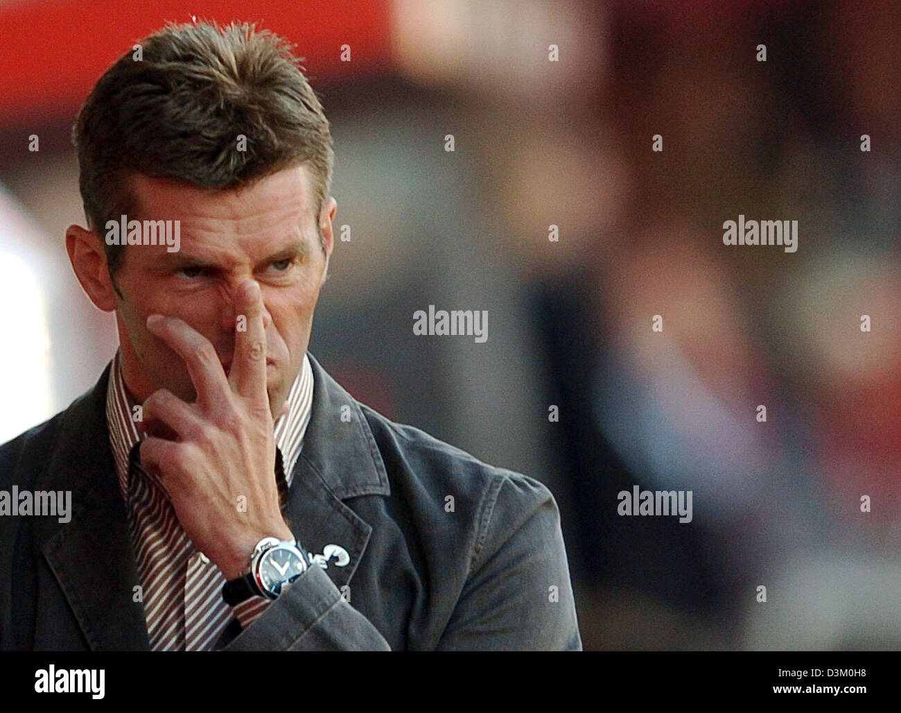 (dpa) - The new coach of Leverkusen Michael Skibbe stands diappointed ...