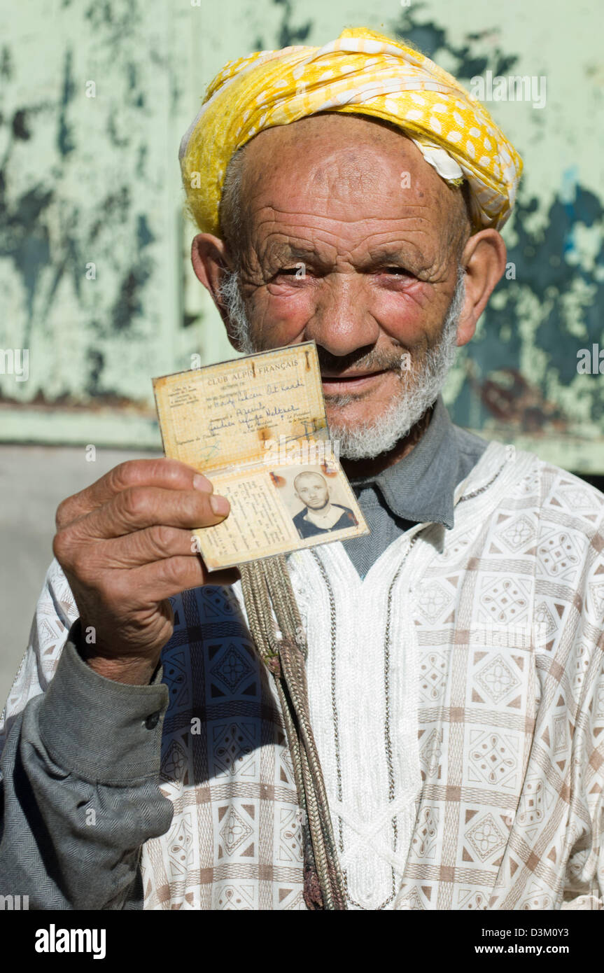 Moroccan man hi-res stock photography and images - Alamy