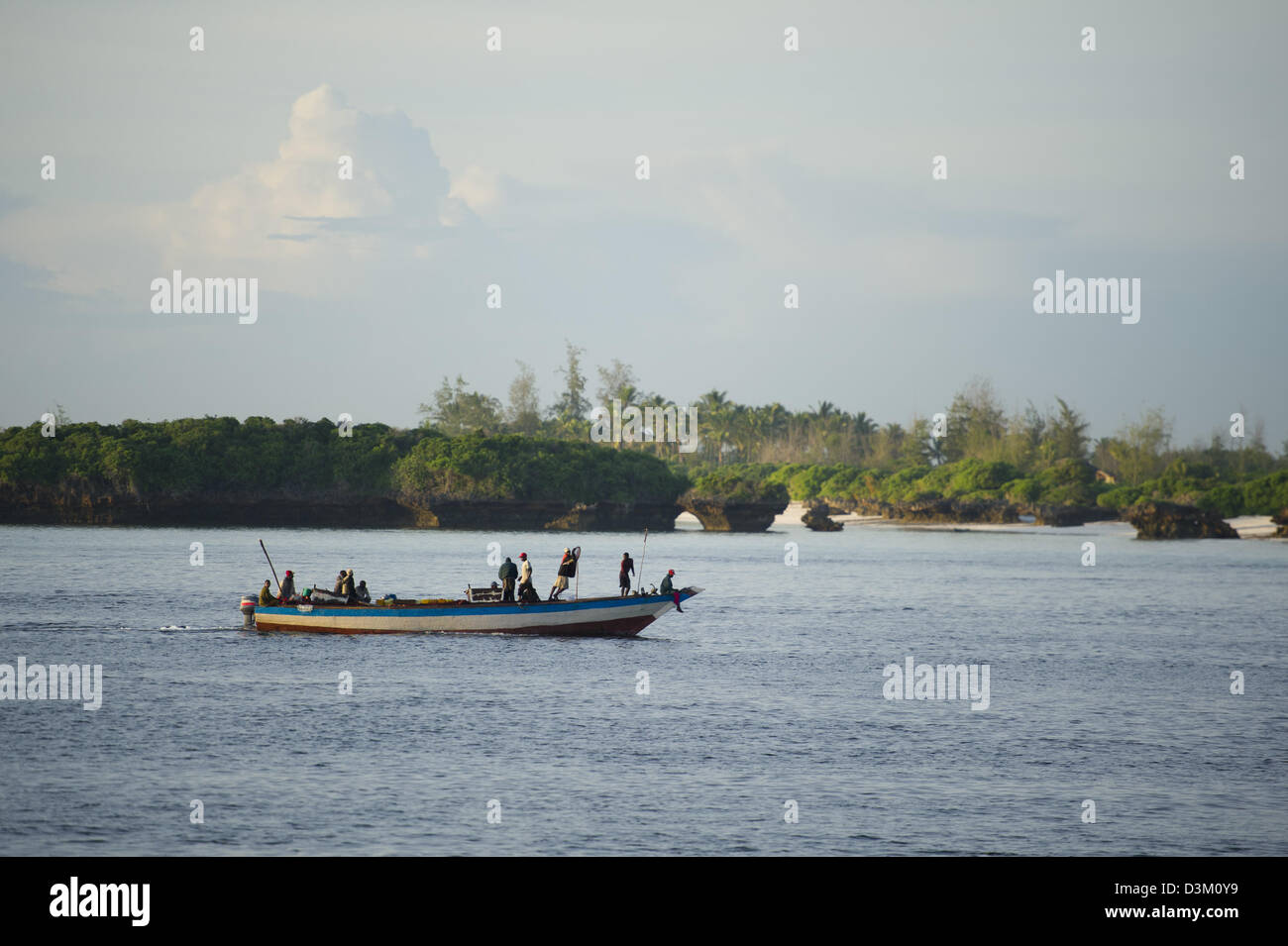 Kenyan boat hi-res stock photography and images - Alamy