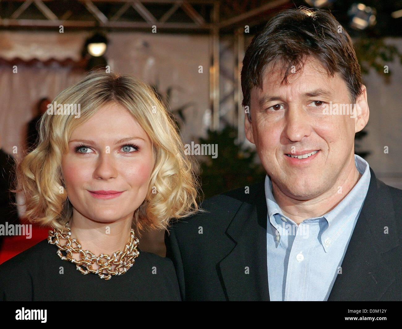 Kirsten dunst elizabethtown hi-res stock photography and images - Alamy