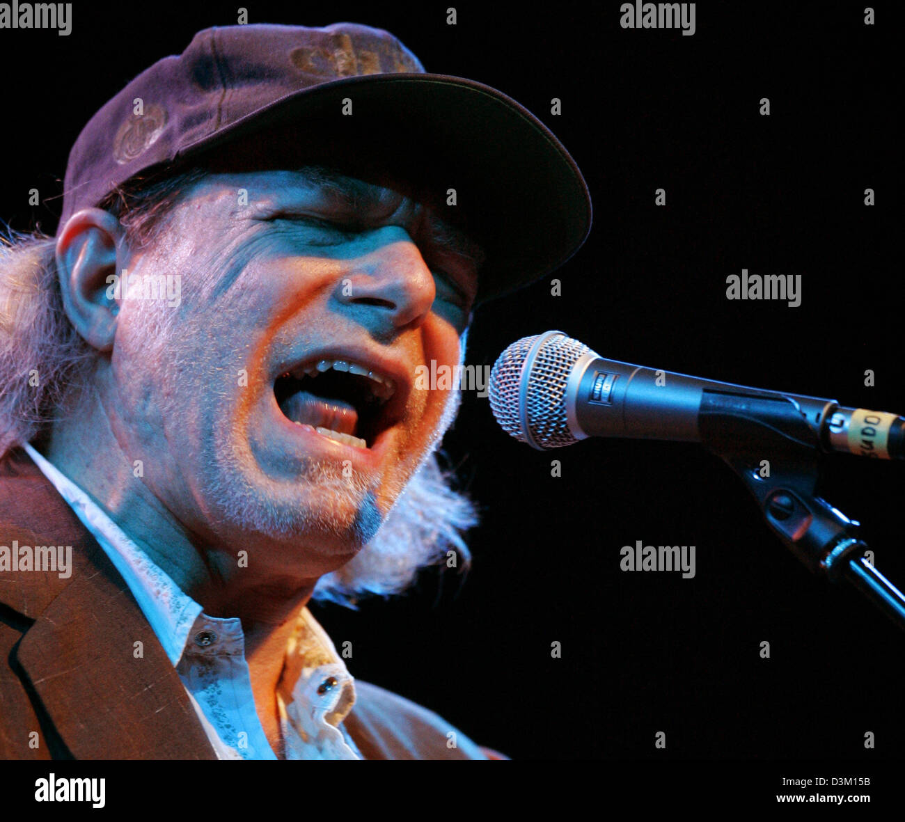 (dpa) - Songwriter Buddy Miller performs on stage during the ...