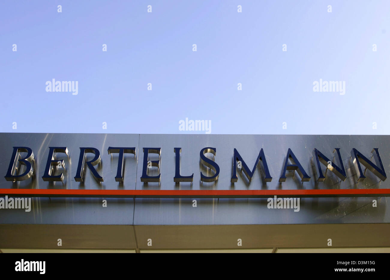 (dpa) - The picture shows the Bertelsmann AG logo at the company's ...