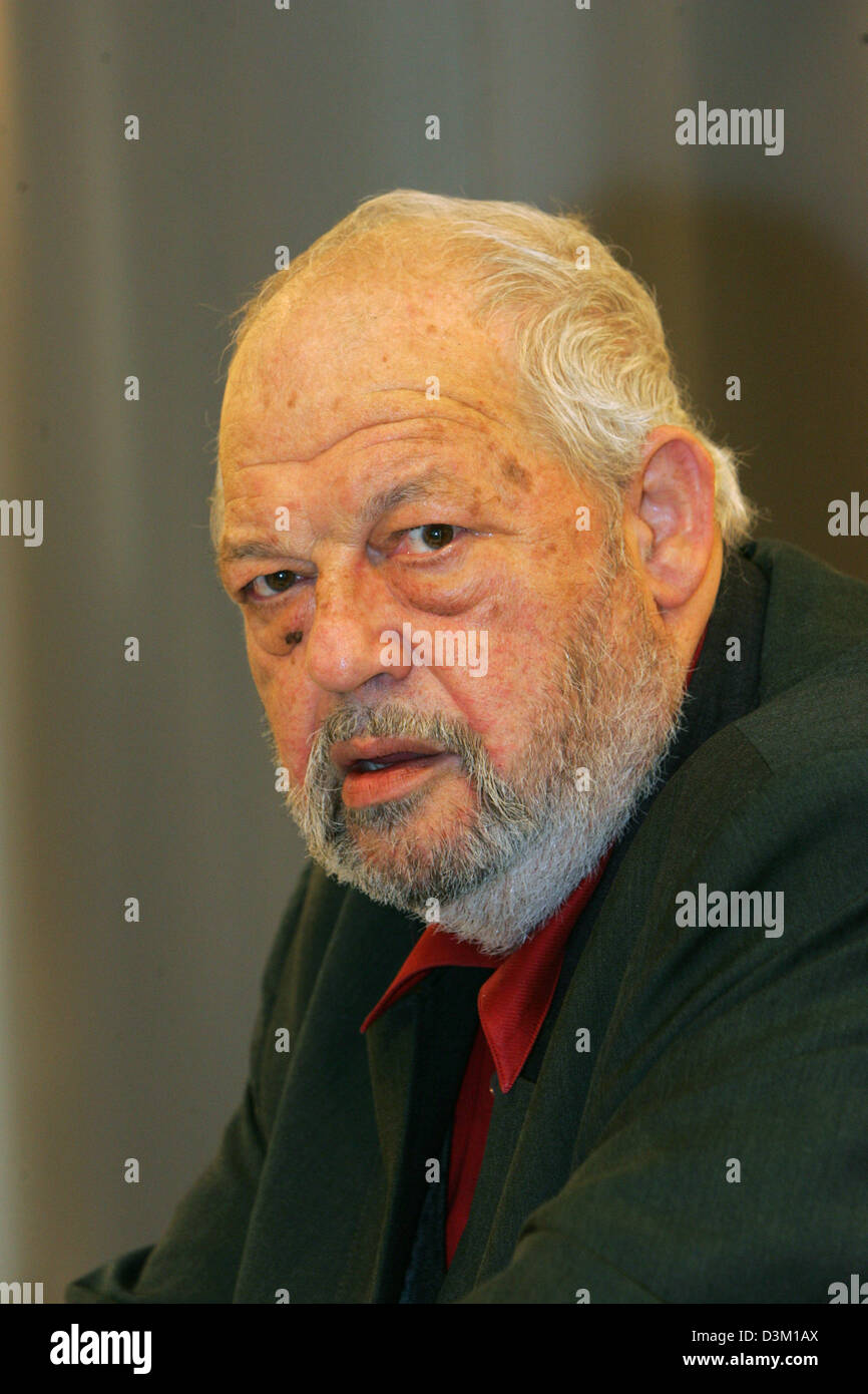 (dpa) - German actor, film producer and author Peter Berling (71 ...