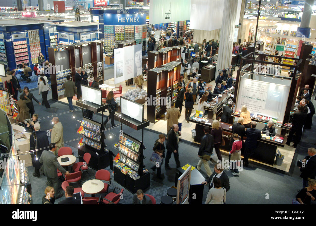 Thursday 20 october 2005 hi-res stock photography and images - Alamy