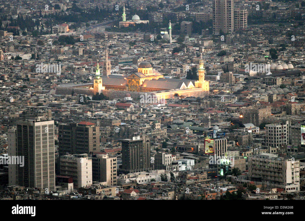 (dpa) - View on the Omayyad Mosque in downtown Damascus, Syria, 7 ...