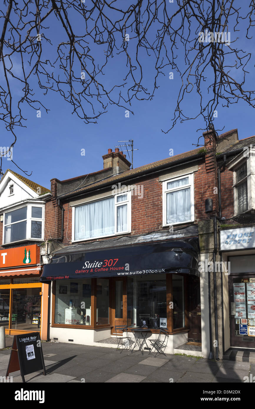 Gallery suite hi-res stock photography and images - Alamy