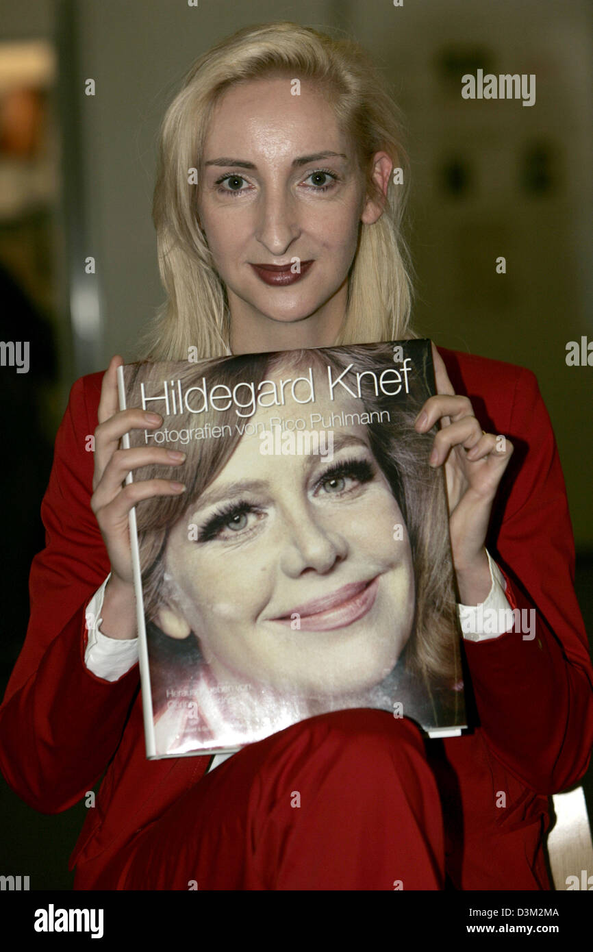 Arts culture entertainment ace literature music photography people ...