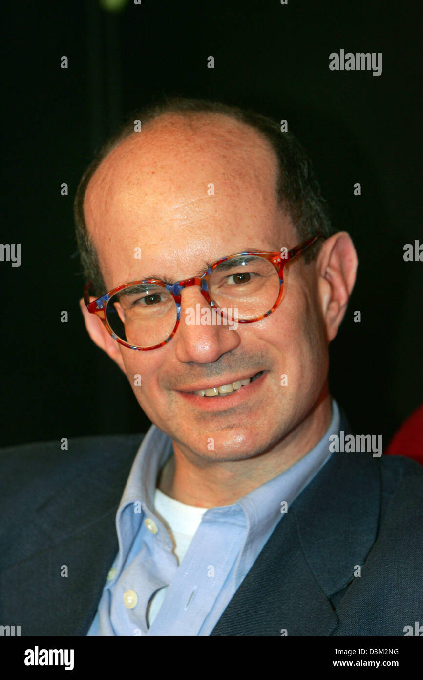 (dpa) - Austrian journalist and political scholar Eric Frey smiles at ...