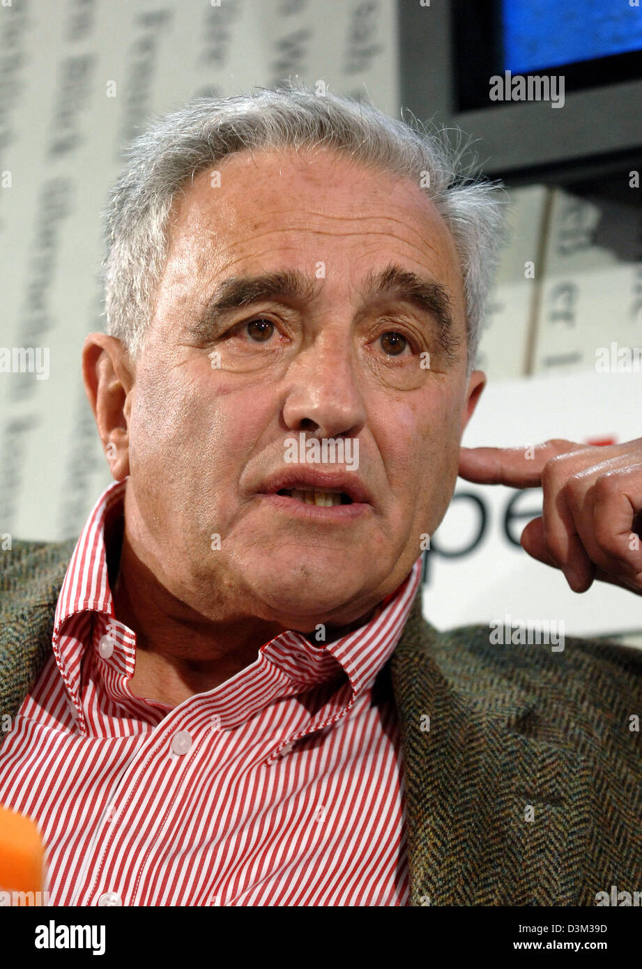 (dpa) - German actor and author Michael Degen pictured at the Frankfurt ...