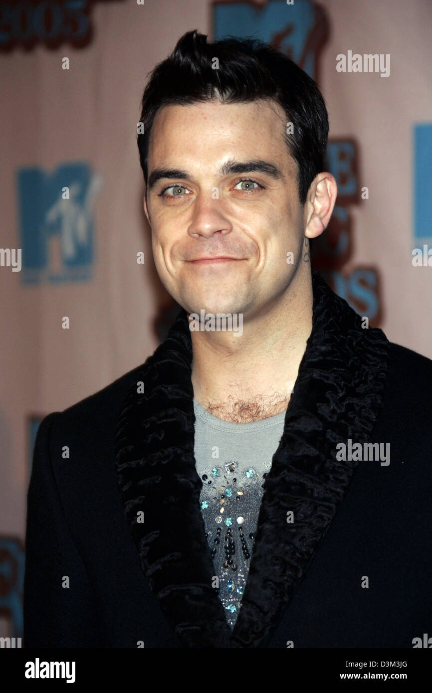 (dpa) - British singer Robbie Williams pictured at the MTV Europe Music ...