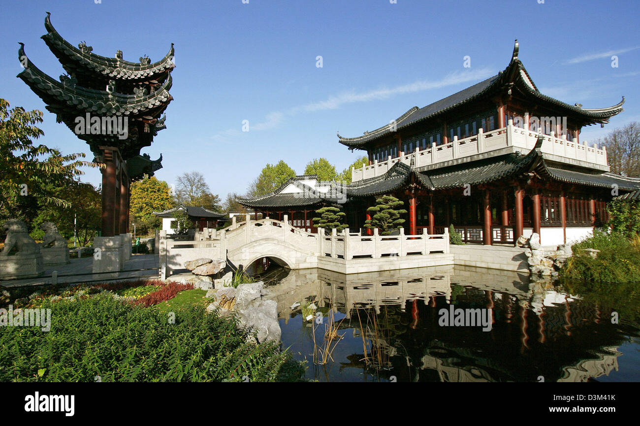 (dpa) - The picture shows the Chinese garden including the tea house at ...
