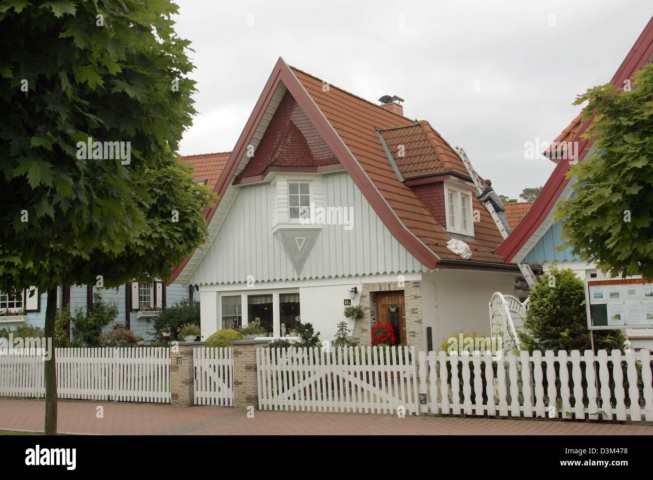 Human interest hum travel architecture housing fence germany hi-res ...