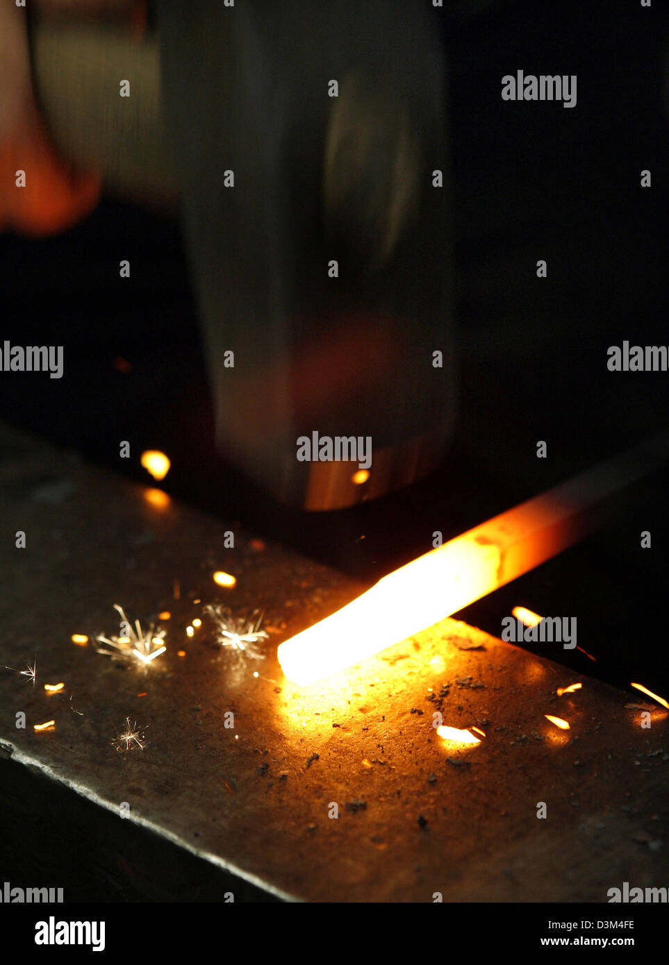 Forges forging hi-res stock photography and images - Alamy