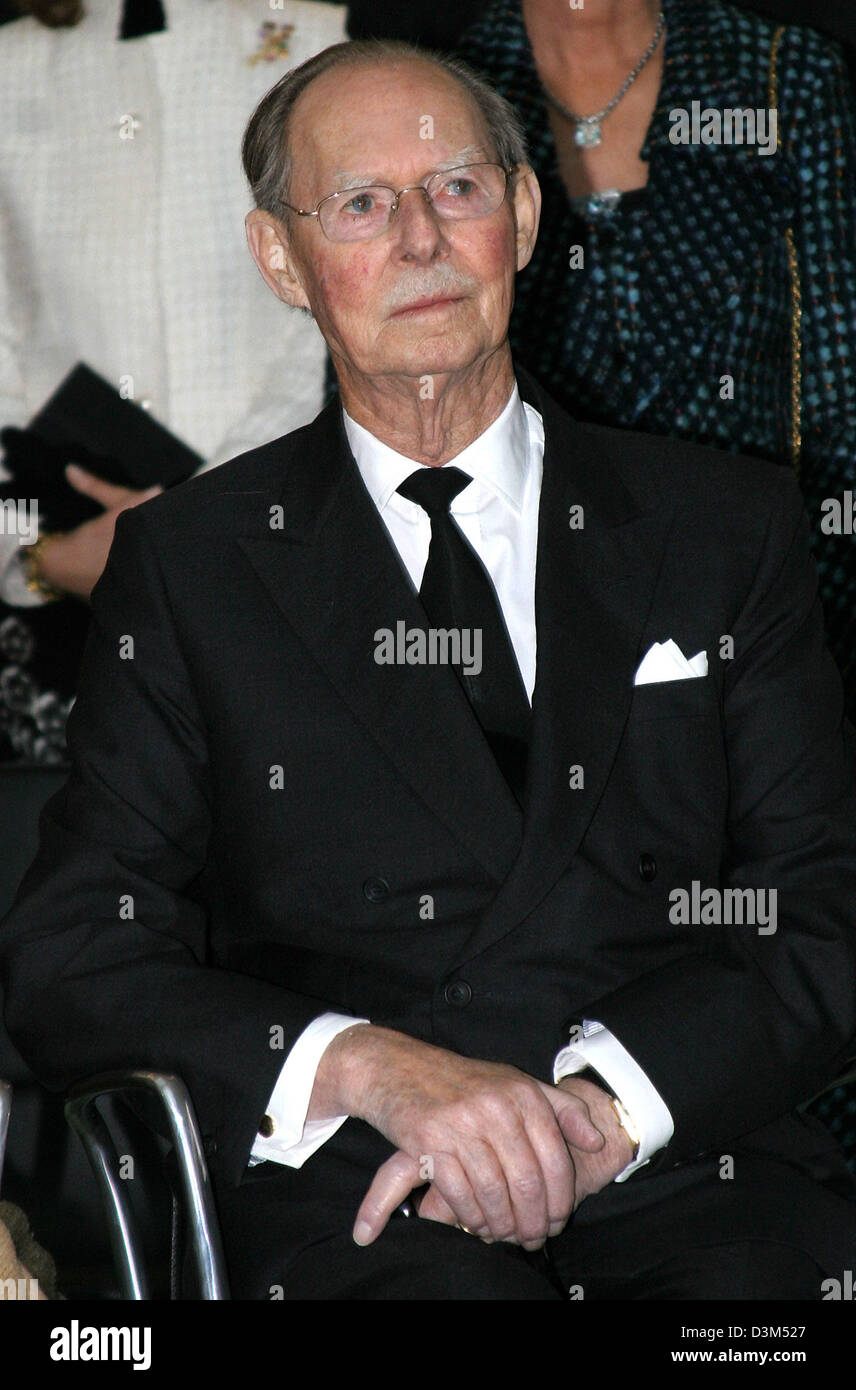 (dpa) - Grand Duke Jean of Luxembourg takes part in a function ...