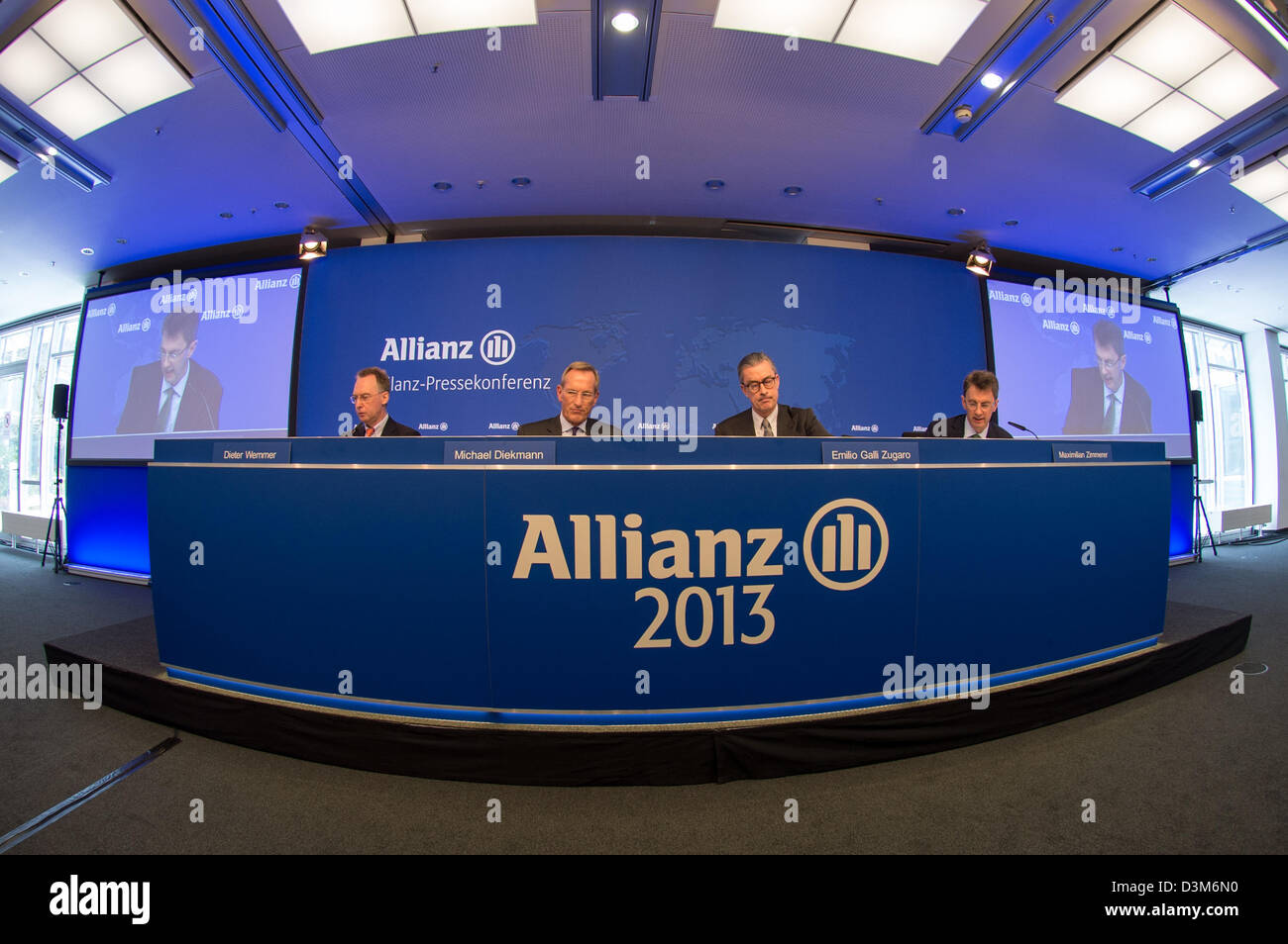 Allianz CFO Dieter Wemmer (L-R), chairman of the board Michael Diekmann ...