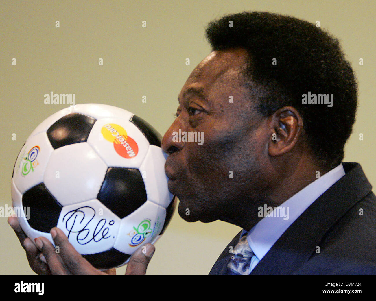 Pelé Stock Photos & Pelé Stock Images - Alamy