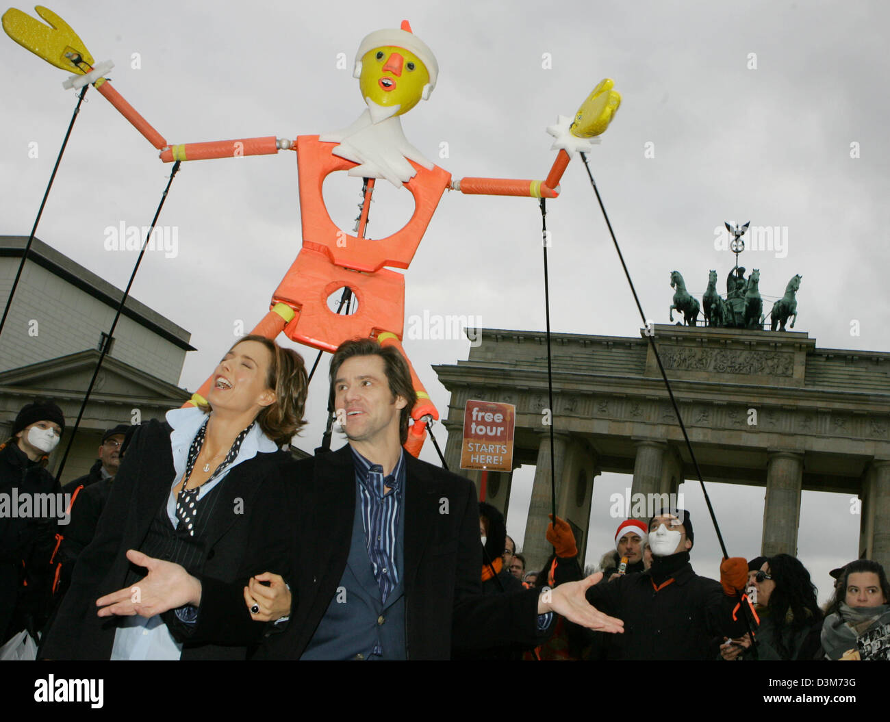 (dpa) - American actress Tea Leoni and Jim Carrey, American actor born ...