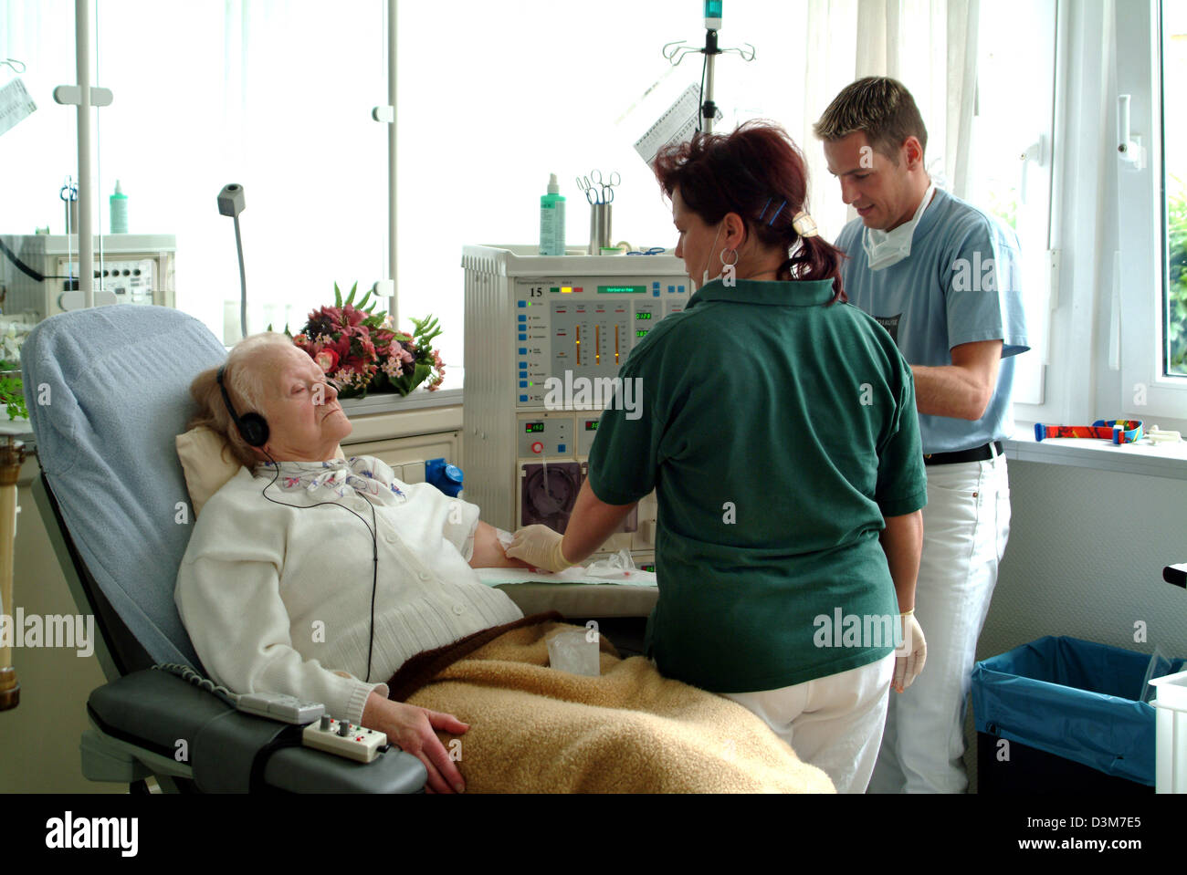 Medical Secretaries High Resolution Stock Photography and Images - Alamy