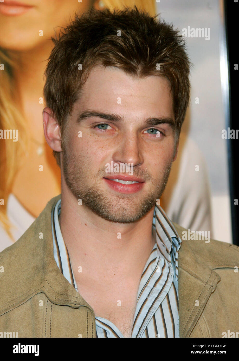 Mike Vogel Hot