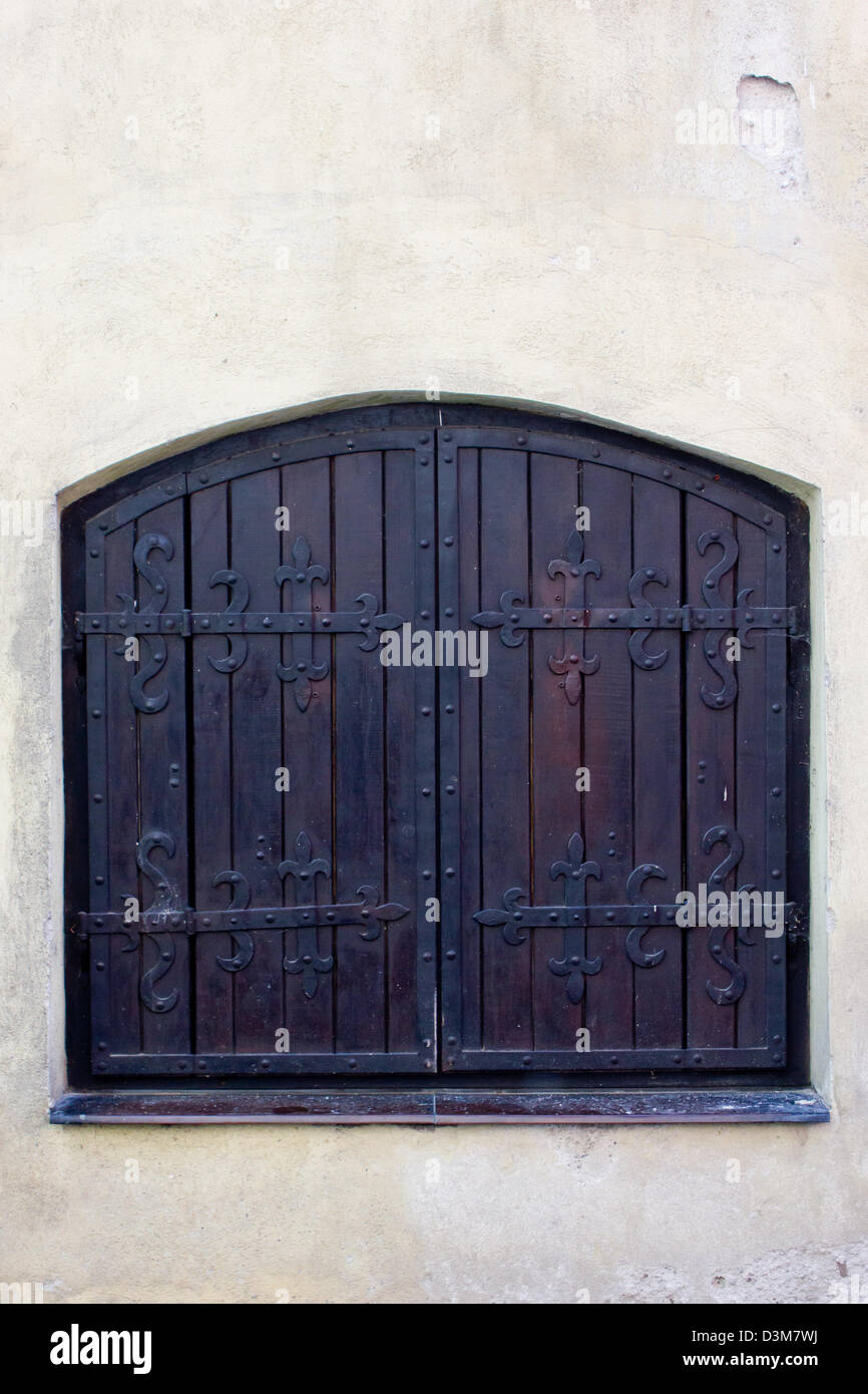 Detailed old window frame Stock Photo - Alamy