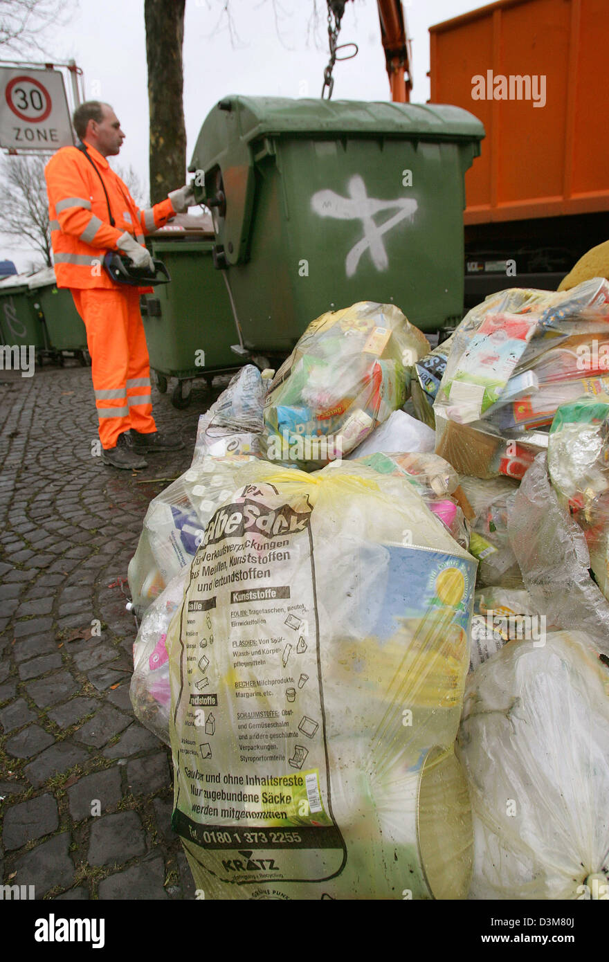 Wednesday december 21 2005 hi-res stock photography and images - Alamy