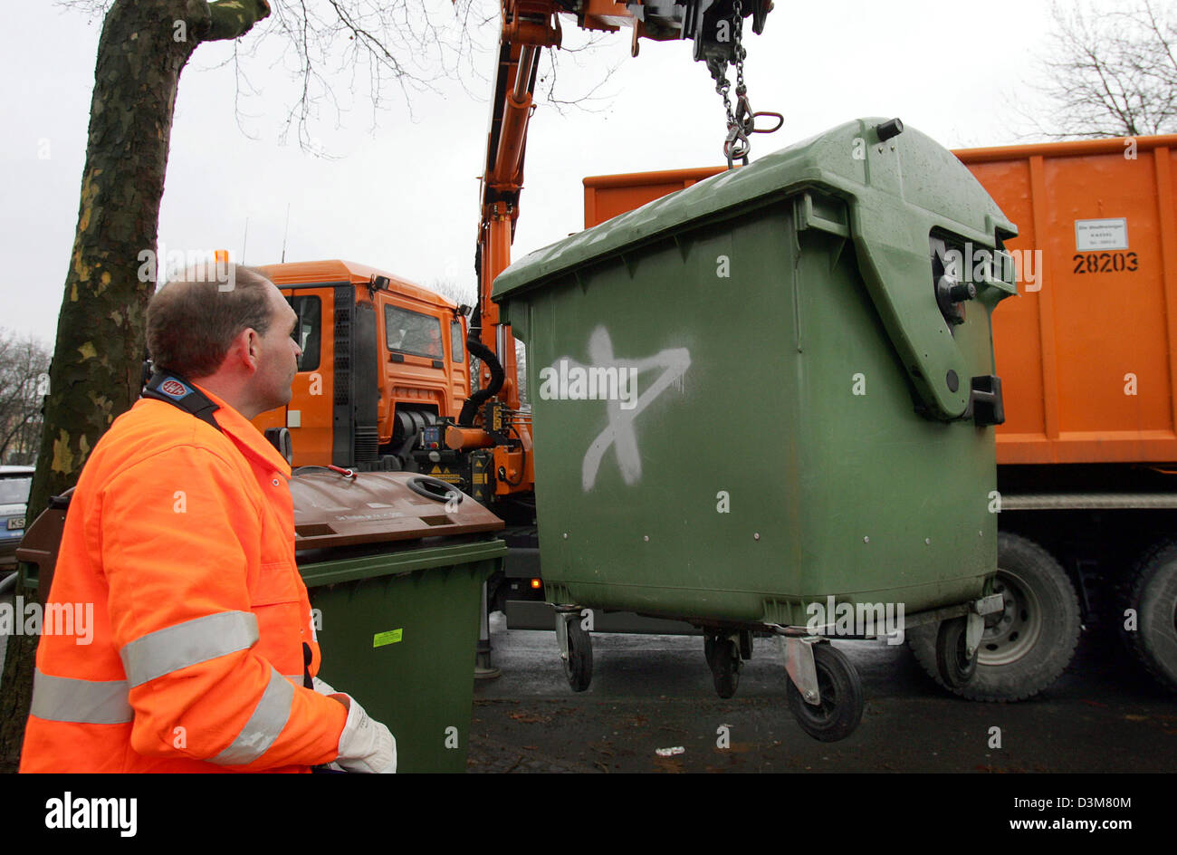 Sanitation department hi-res stock photography and images - Alamy