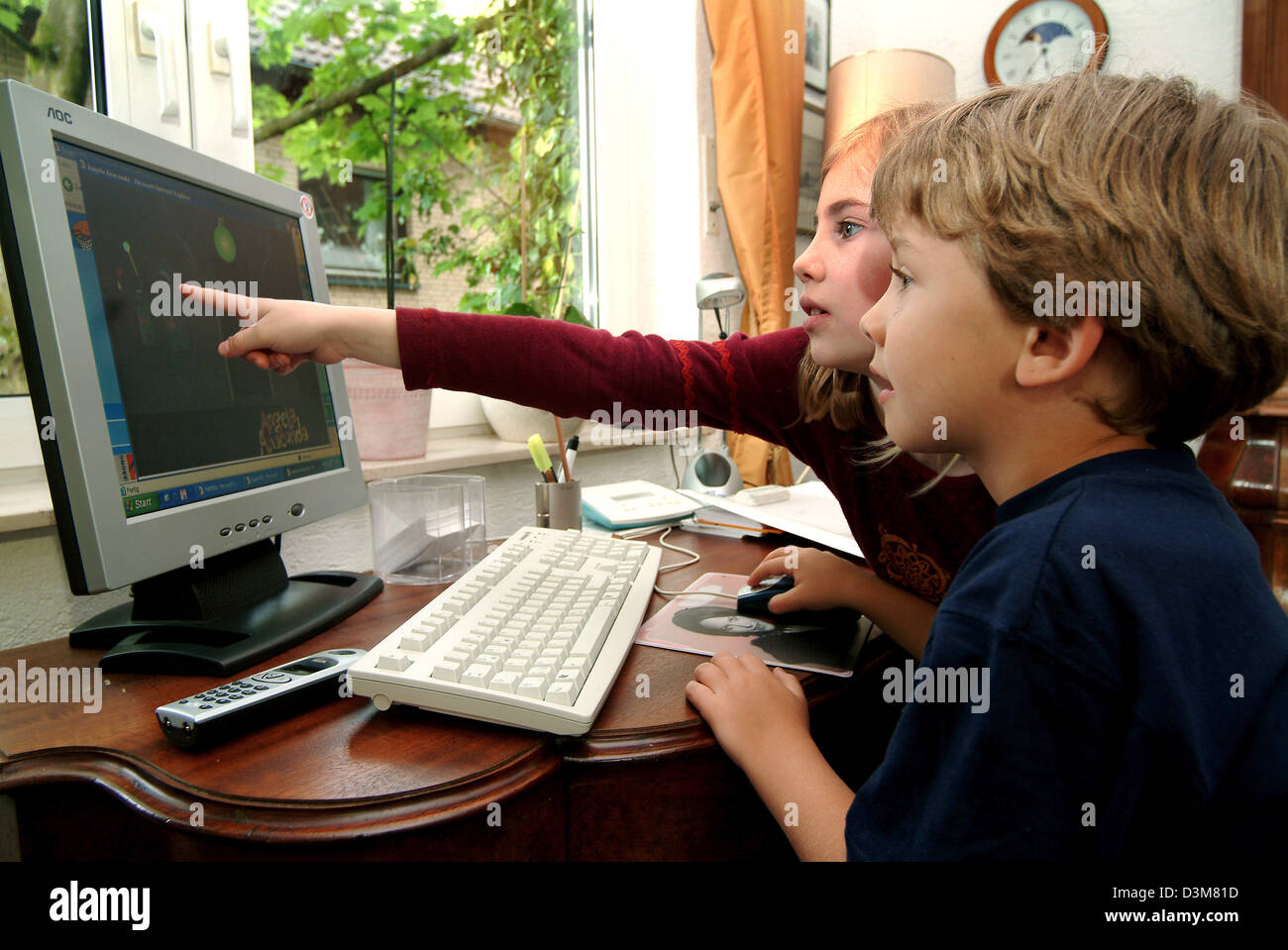 Deu couple interior profile action hi-res stock photography and images ...