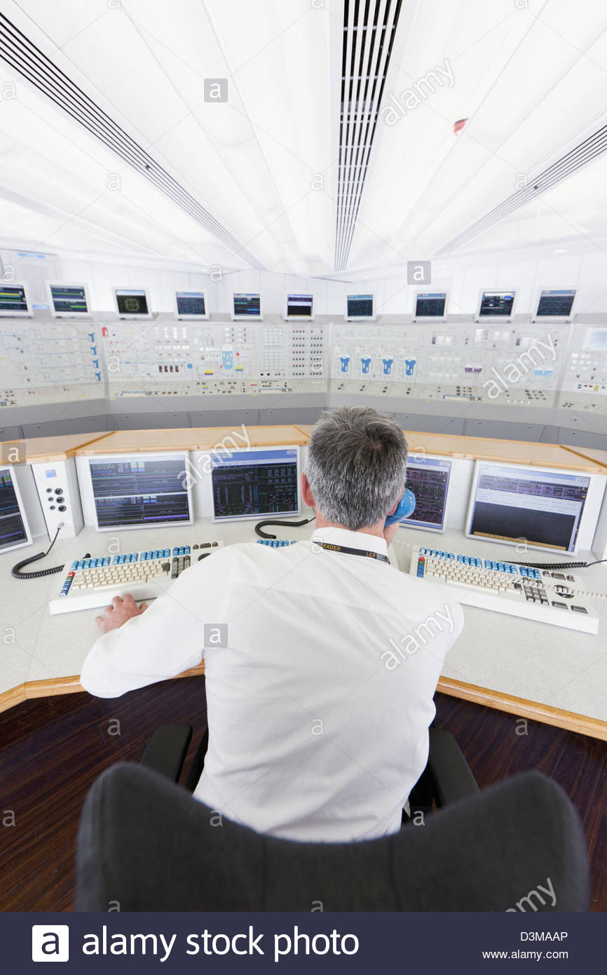 Nuclear Power Station Control Room Stock Photos & Nuclear Power Station ...