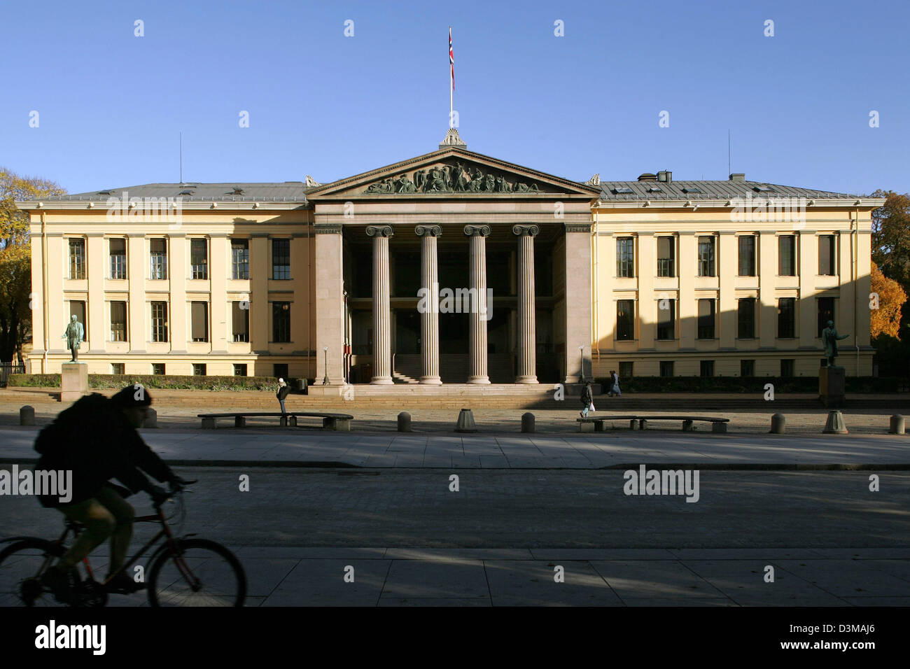 (dpa) - The picture shows a building of the university of Oslo, Norway ...