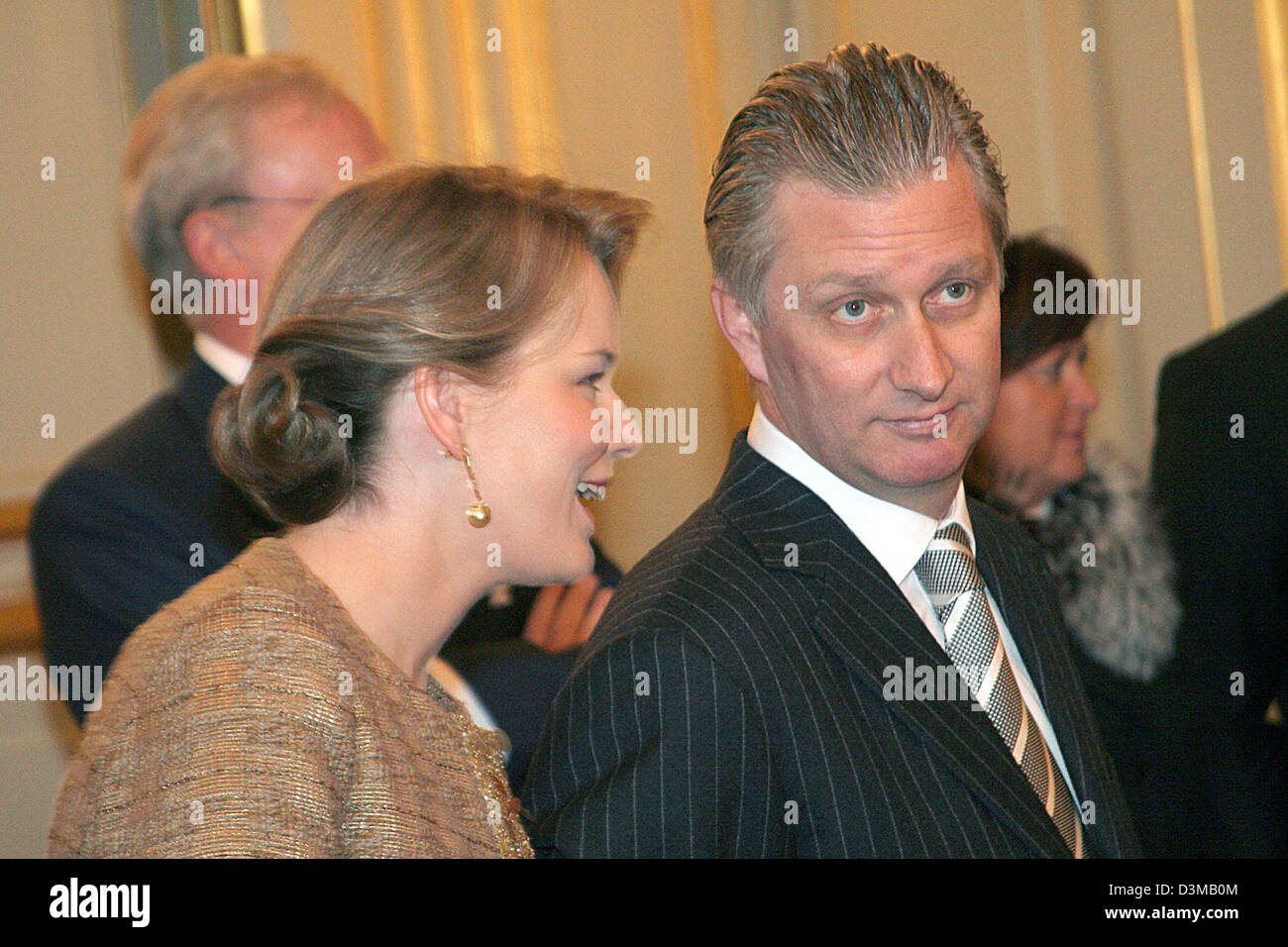 (dpa) -Crown princess Mathilde of Belgium and Crown prince Philippe ...