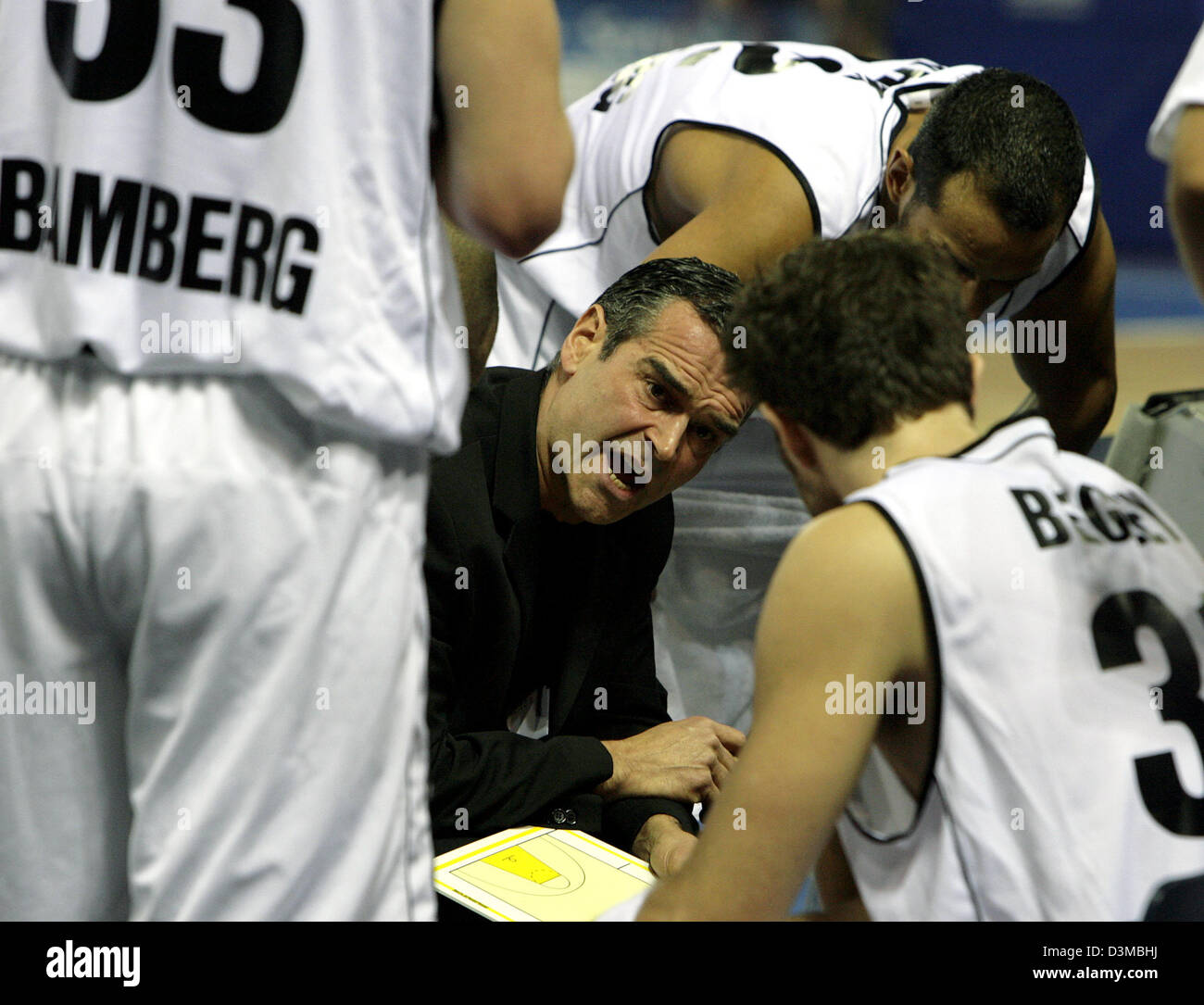 (dpa) - Basketball club GHP Bamberg's head coach Dirk Bauermann ...