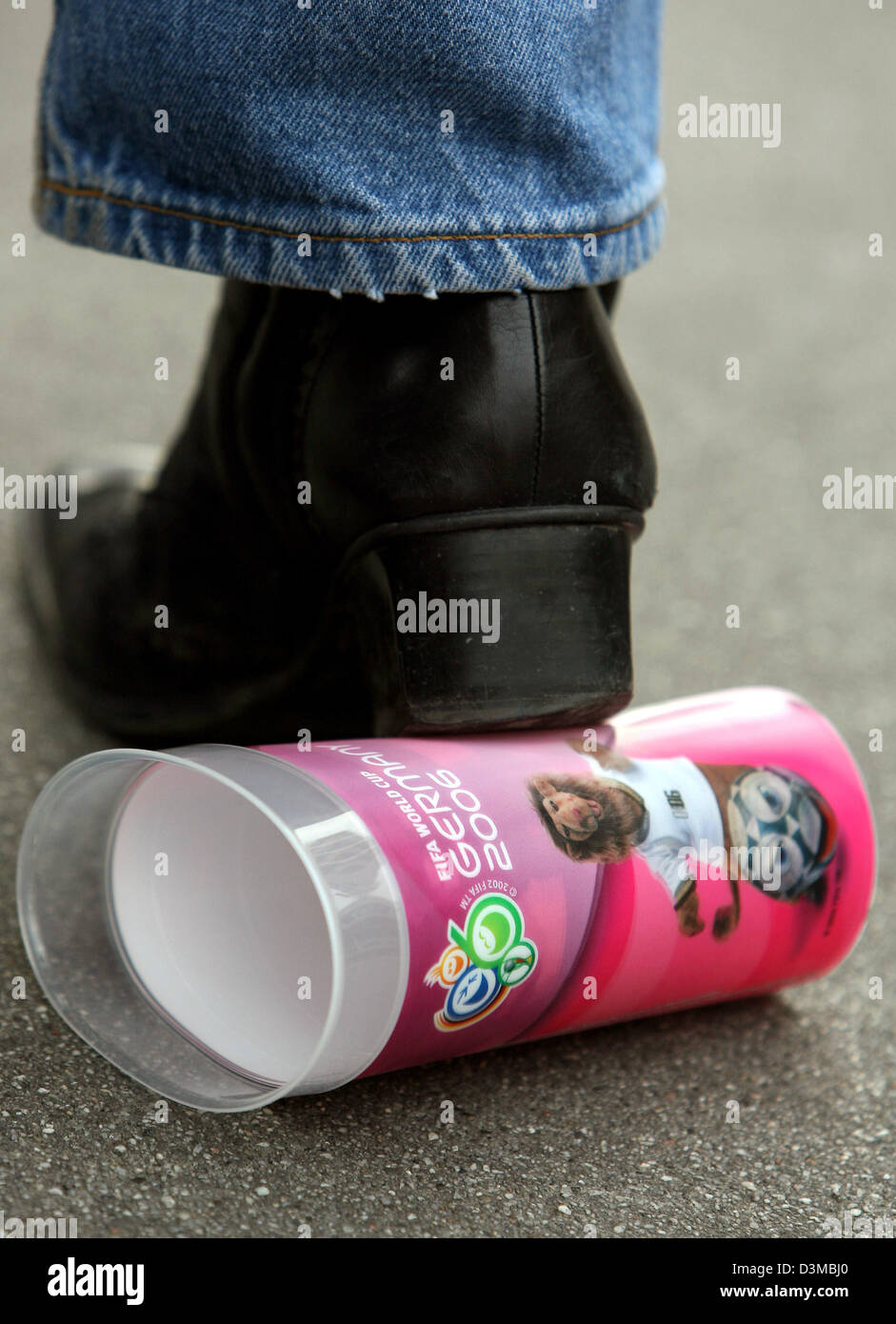 (dpa) - The official drinking cup of the FIFA World Cup 2006 is ...