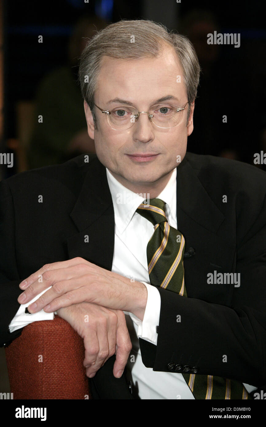 Arts culture entertainment ace television theatre male facial ...